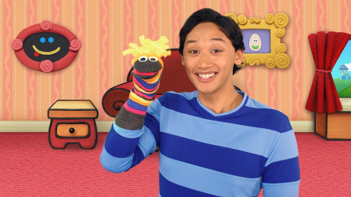 Blue’s Clues & You - S1E8 - Laugh with Blue | Knowledge Kids